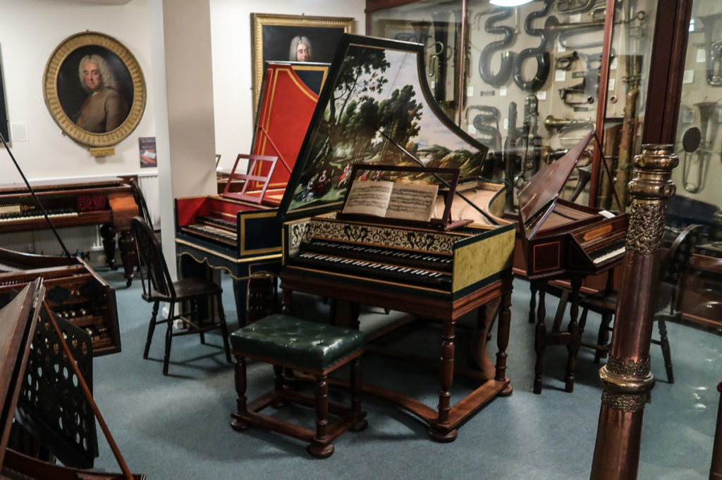 Bate Collection of Musical Instruments (Oxford) - flyctory.com