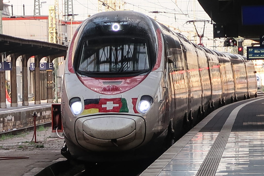 ECE 451 - The Non-Stop Train from Frankfurt To Milan - flyctory.com
